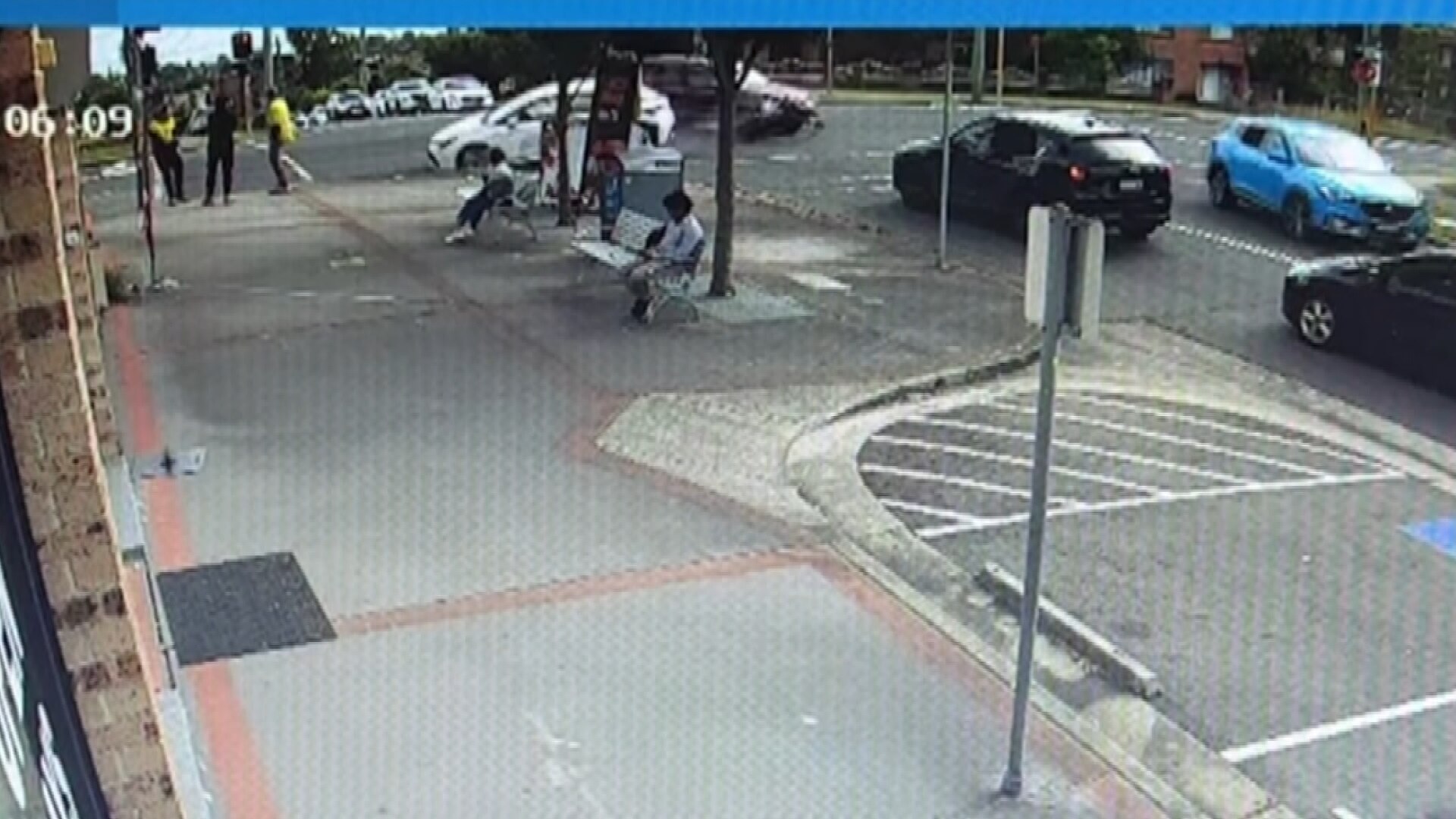 CCTV captures Blacktown crash. - ABC News