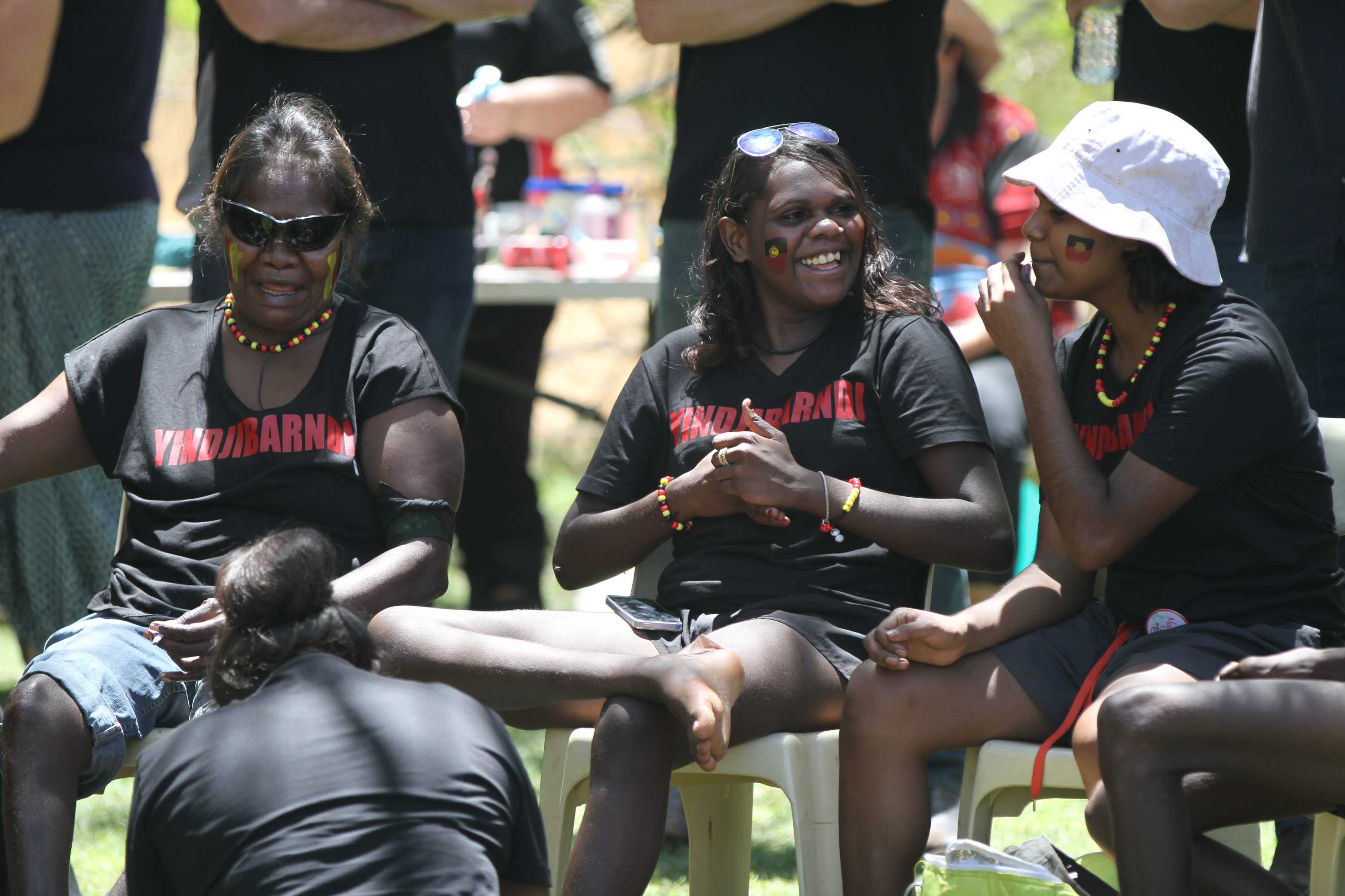 Justice Rares formally hands land to Yindjibarndi people - ABC News