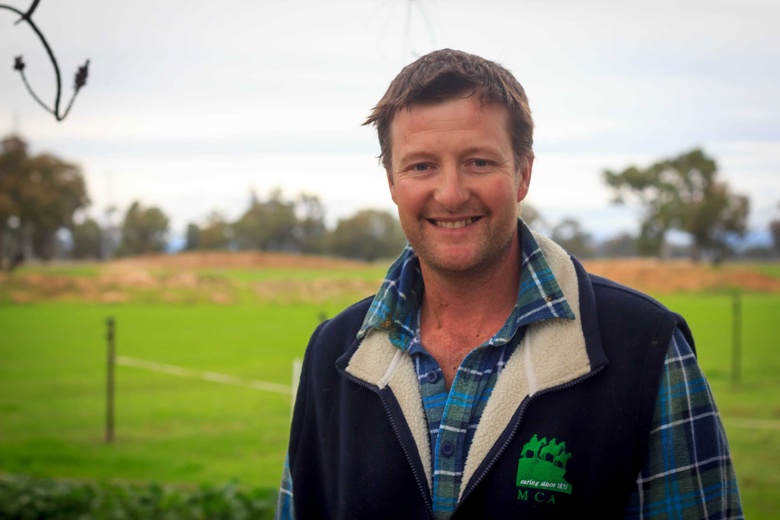 Dairy farmers struggling after Murray Goulburn's China dream turns sour ...