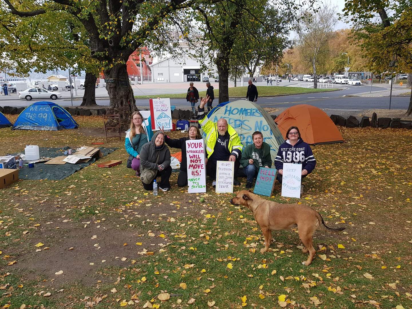 Homeless campers forced from Hobart Parliament House lawns in dawn raid ...