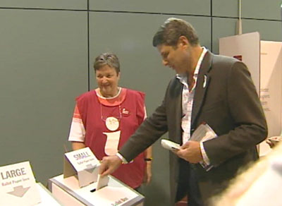 Poll booths close, Labor win predicted - ABC News
