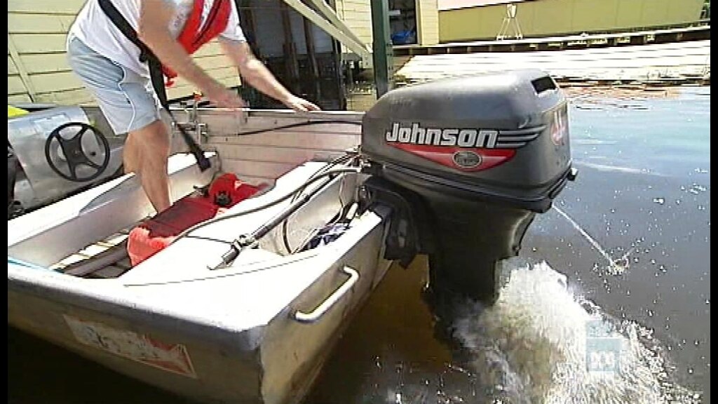 Lake finally opens to boating enthusiasts - ABC News