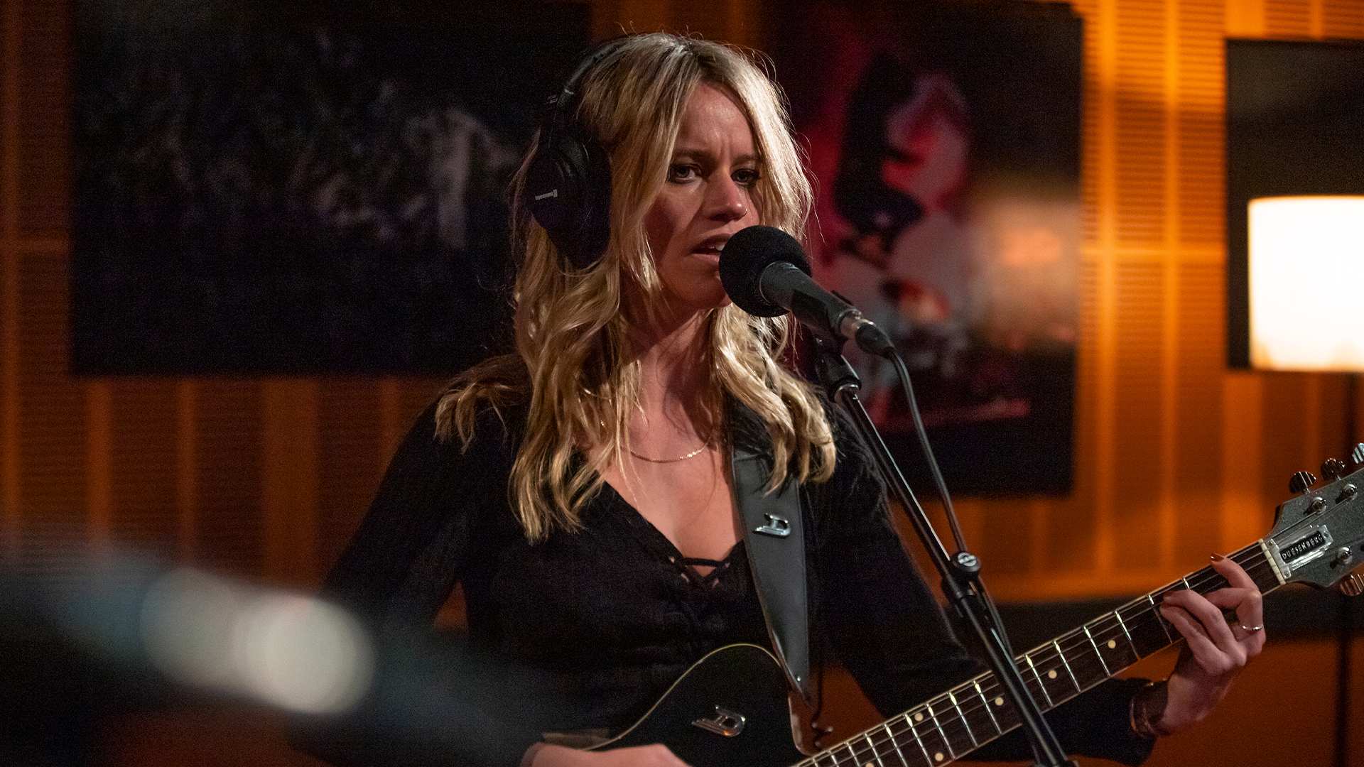 Annie Hamilton - 'Panic' (live for Like A Version) - triple j