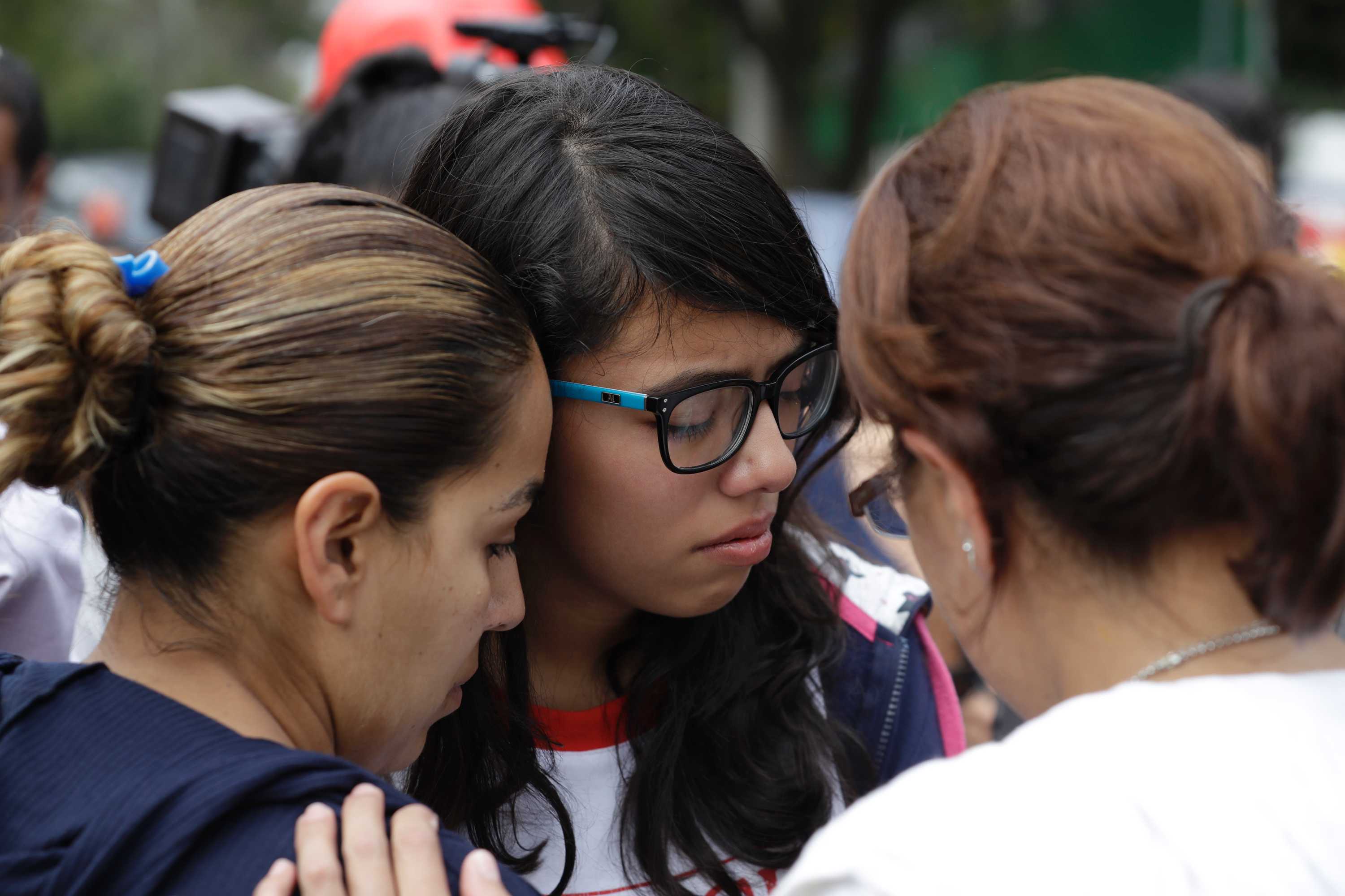 Mexico earthquake: Girl reportedly trapped under school rubble didn't ...