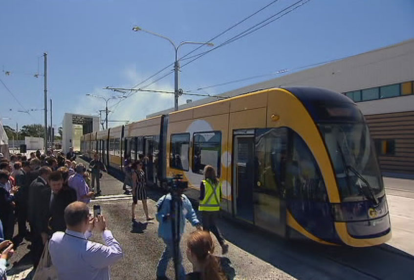G-whiz excitement greets first Gold Coast tram - ABC News