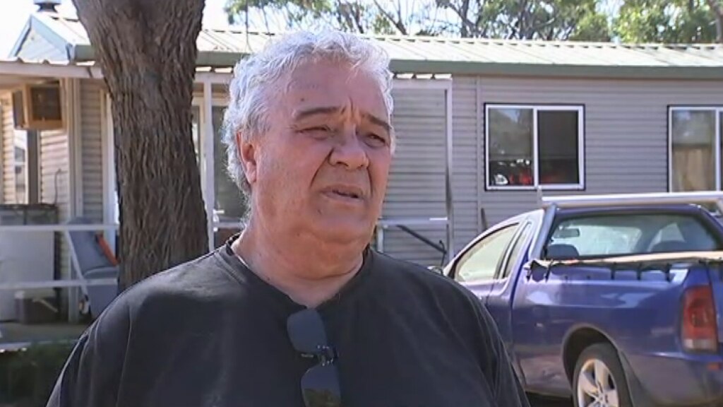 Tributes flow for 'good bush pilot' killed in Blue Mountains light ...