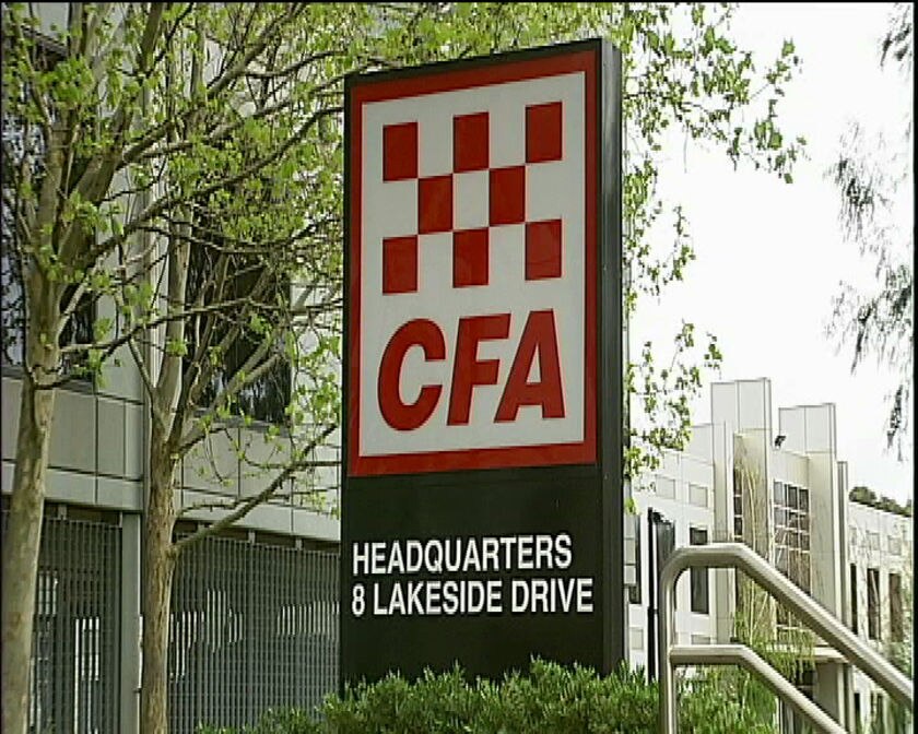 Labor pledges CFA station upgrades - ABC News