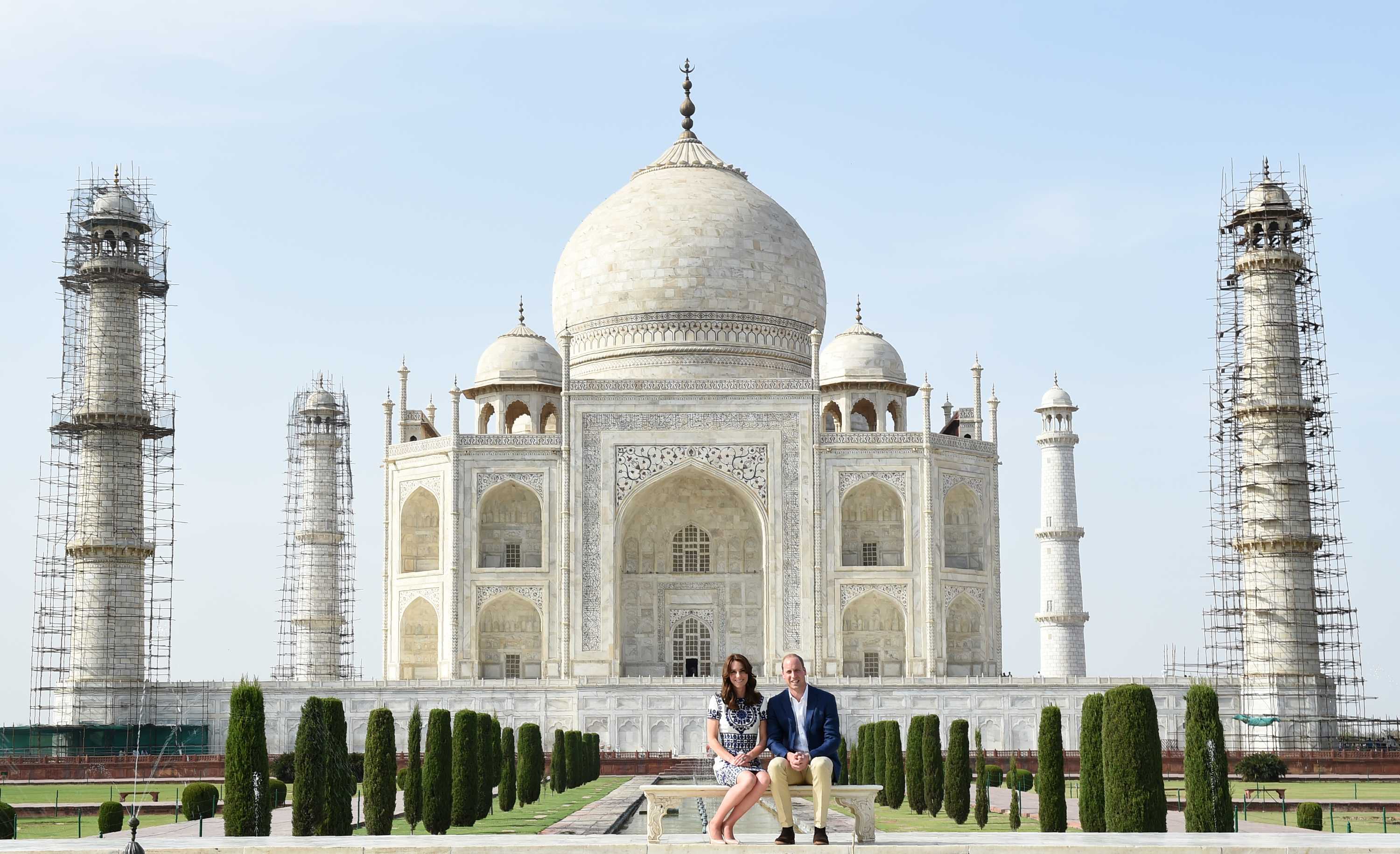 Prince William and Catherine visit Taj Mahal, evoking memories of ...