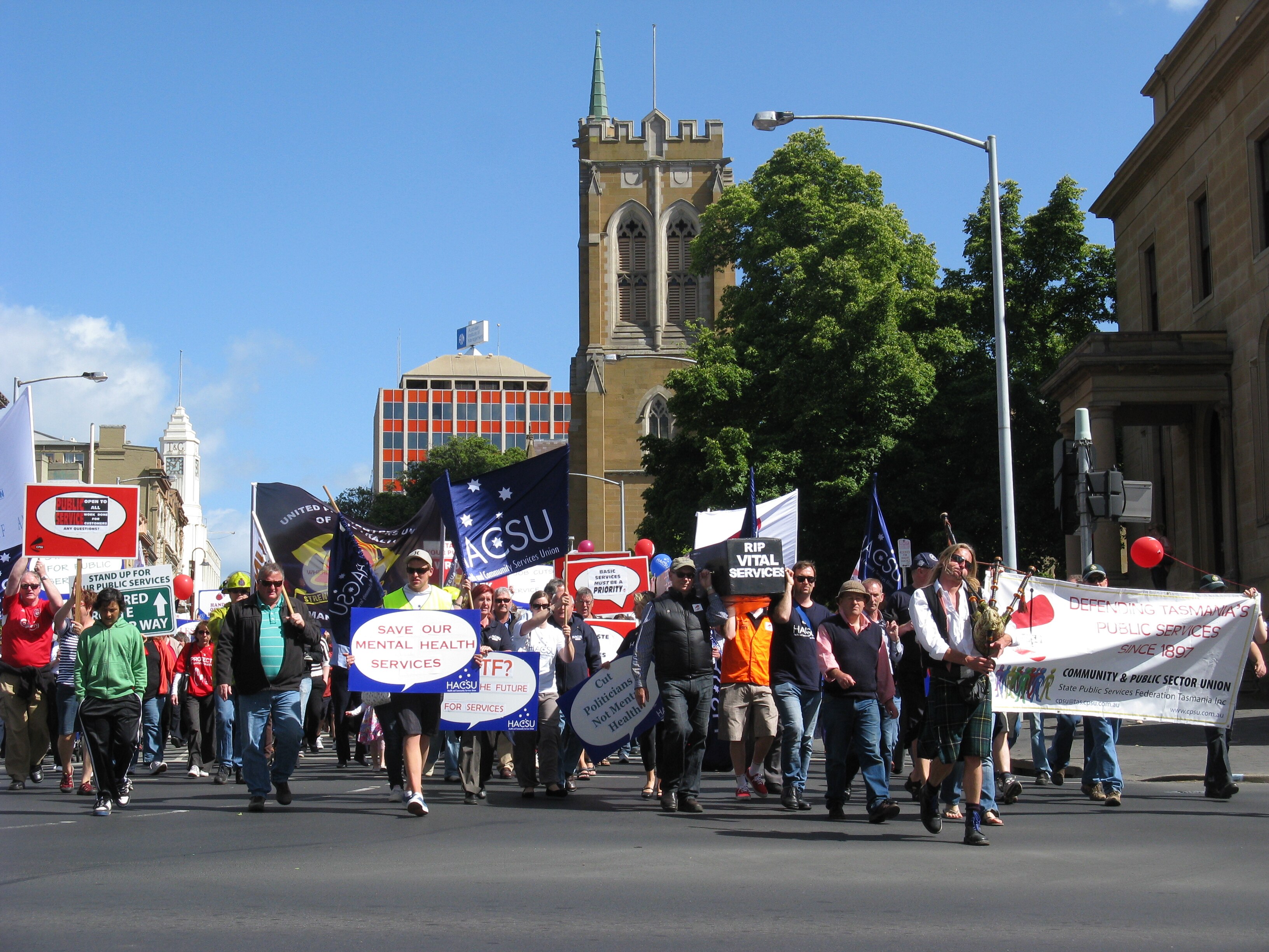 Hundreds march over budget cuts - ABC News