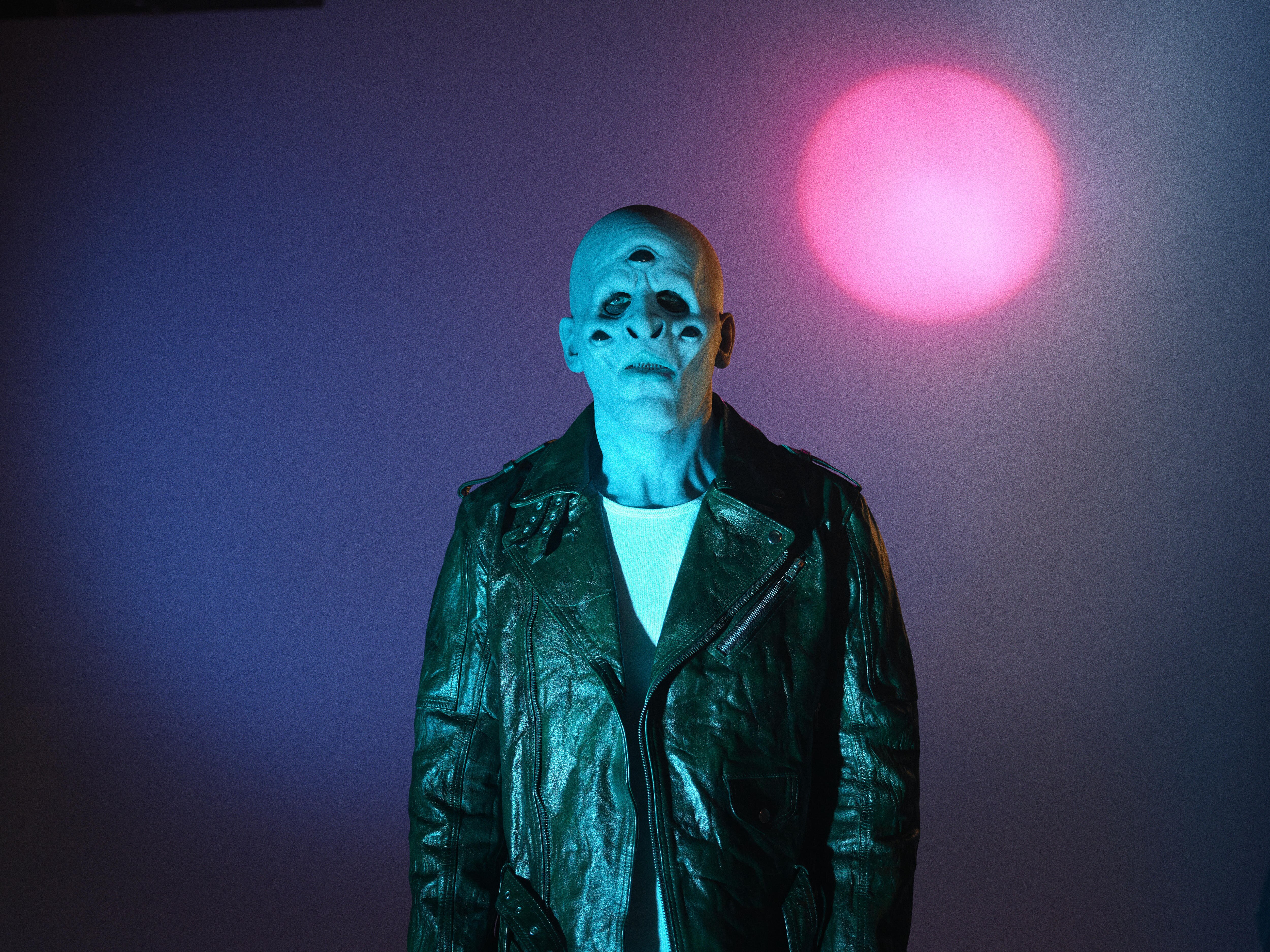 M83 ushers us into his new fantasia with 'Amnesia' - Double J