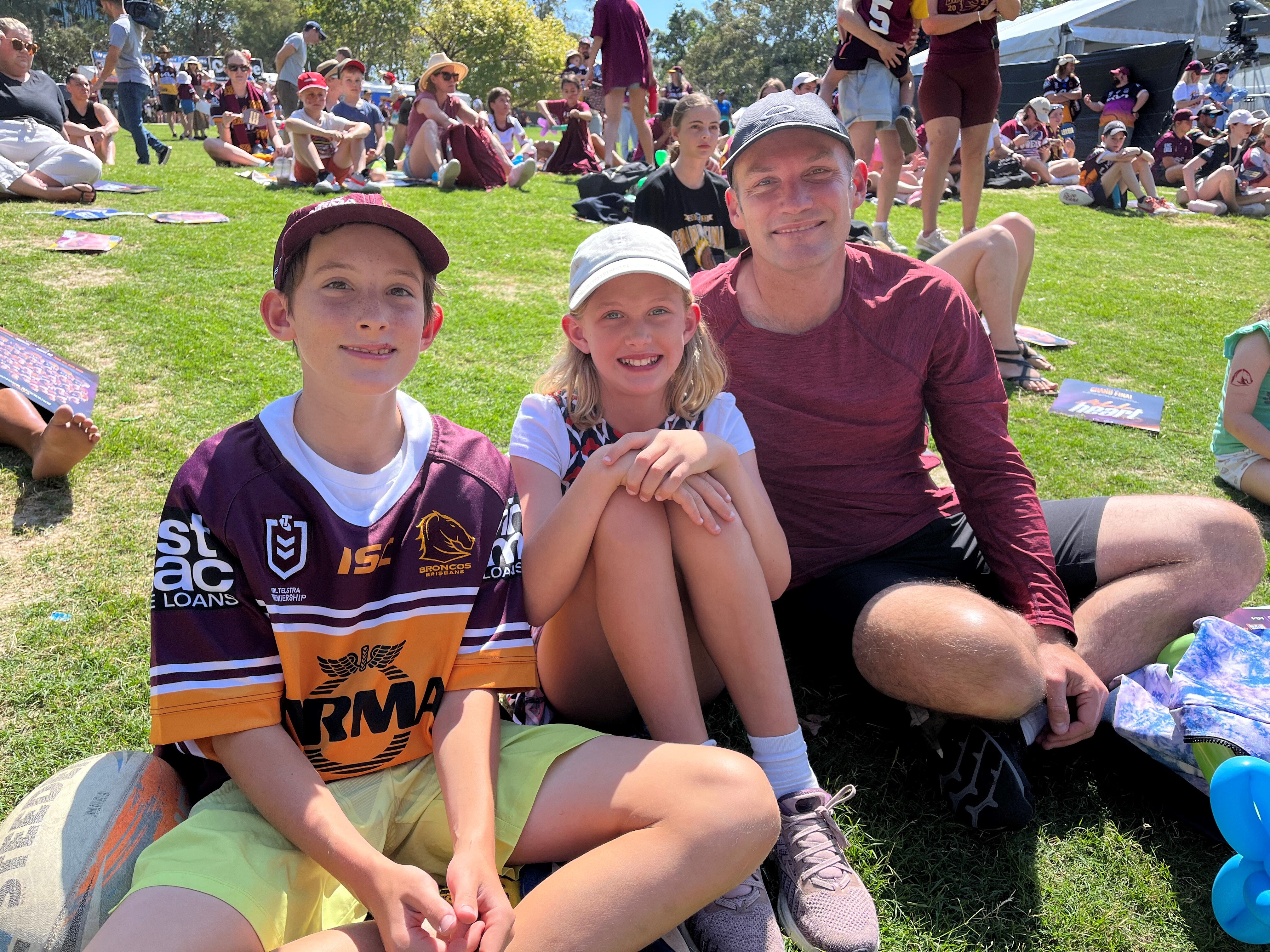 Brisbane Broncos and Brisbane Lions return home to fanfare after grand ...
