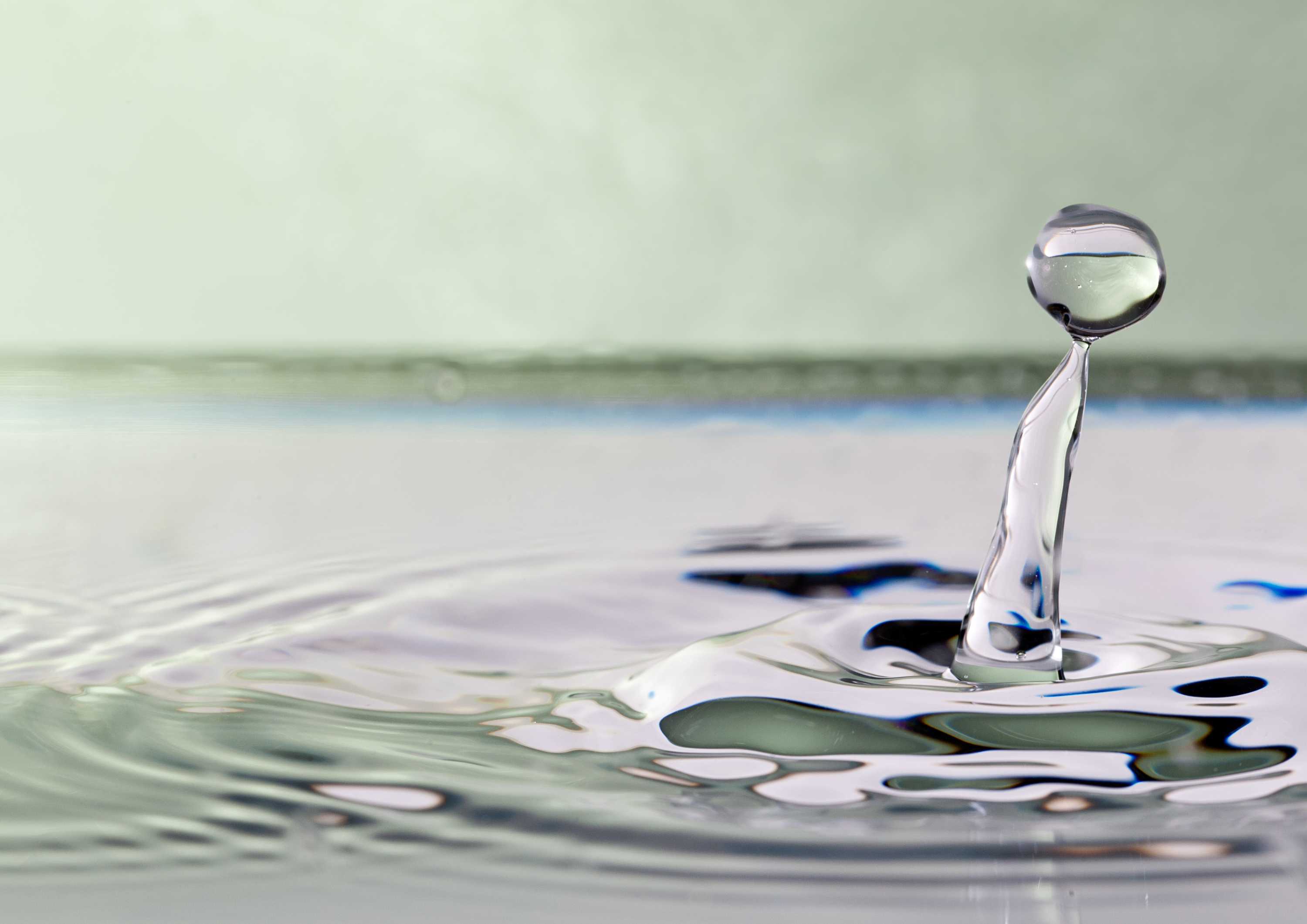 Making water out of thin air - ABC Radio National