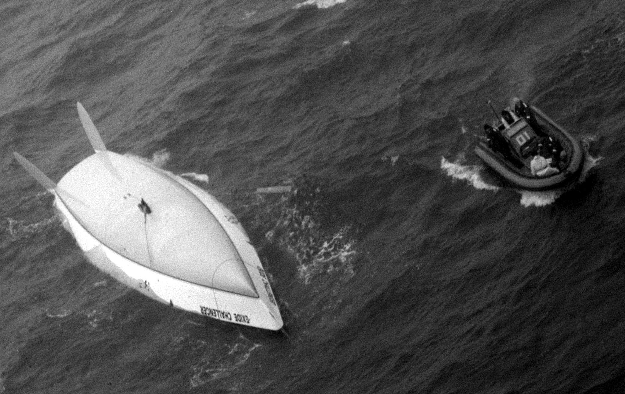Tony Bullimore: British sailor who survived four days under a capsized ...