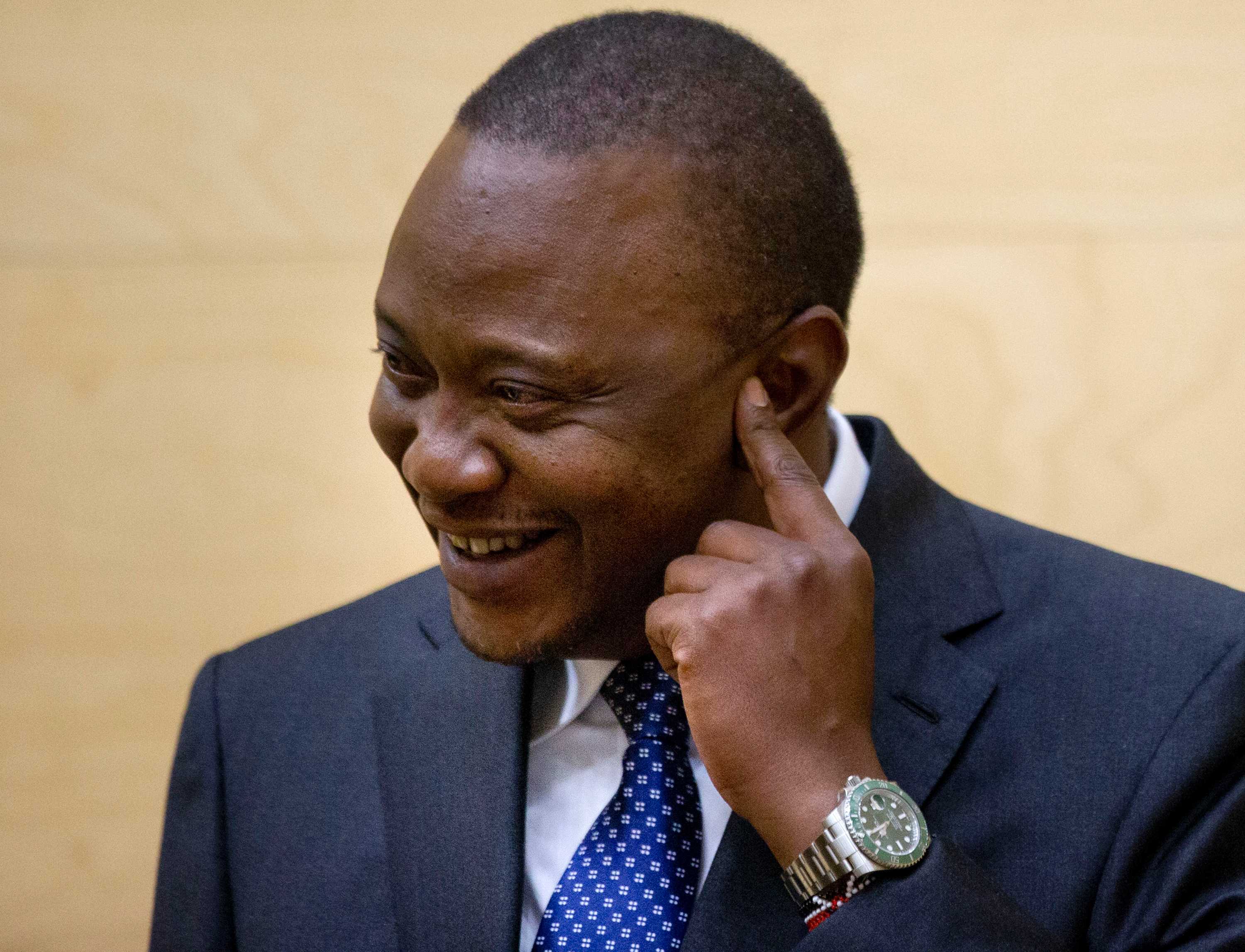 Kenyan president Uhuru Kenyatta becomes first serving head of state to ...