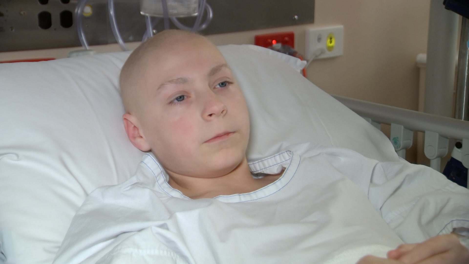 Ethan was diagnosed with cancer and had his leg amputated — but he's ...