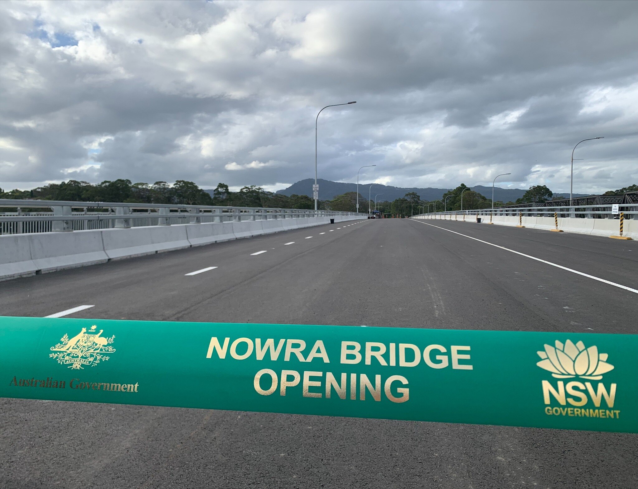New Nowra bridge opens, but locals doubt it's the key to easing South ...