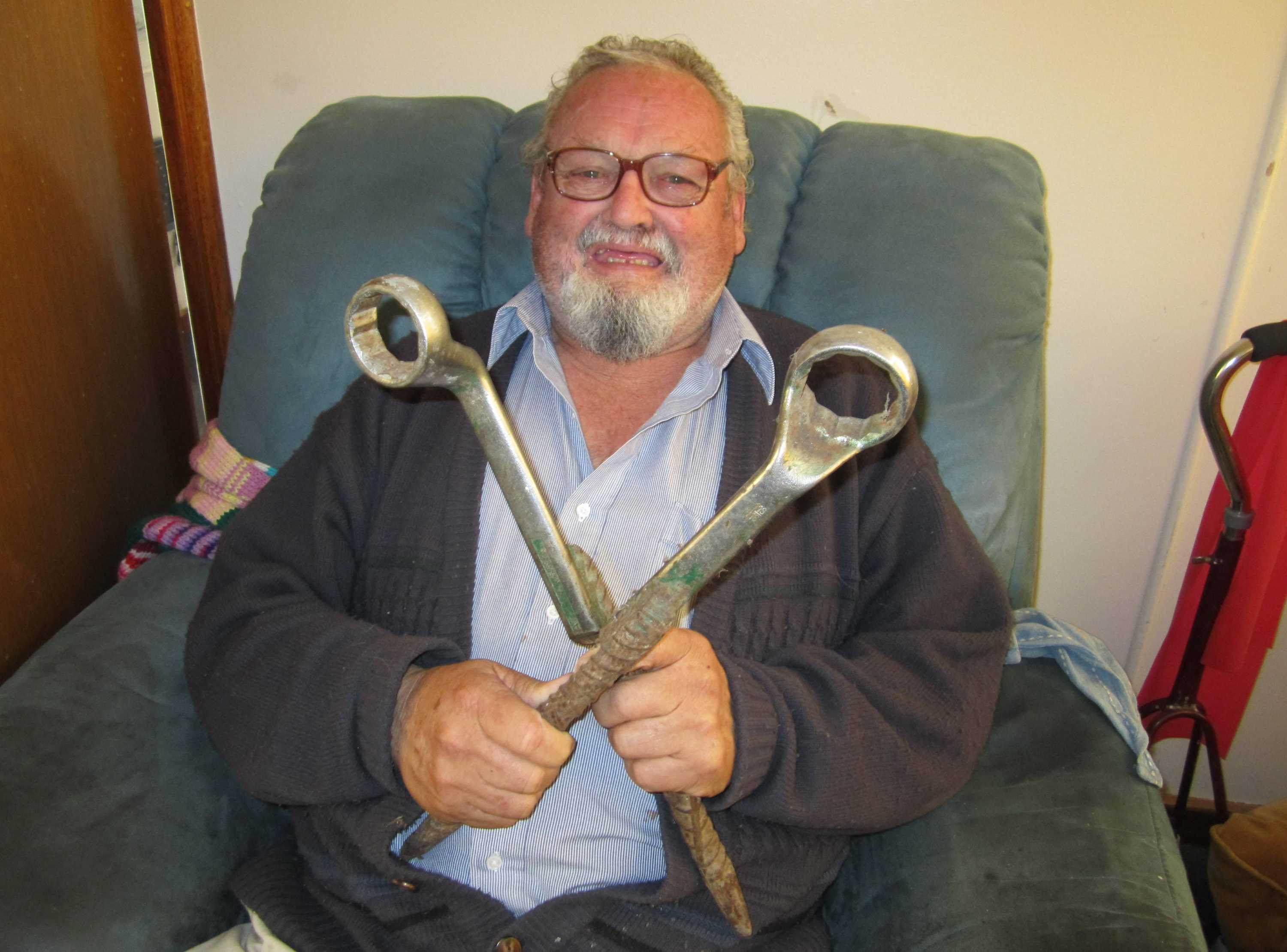 Modified spanners used during Tasman Bridge construction donated to ...