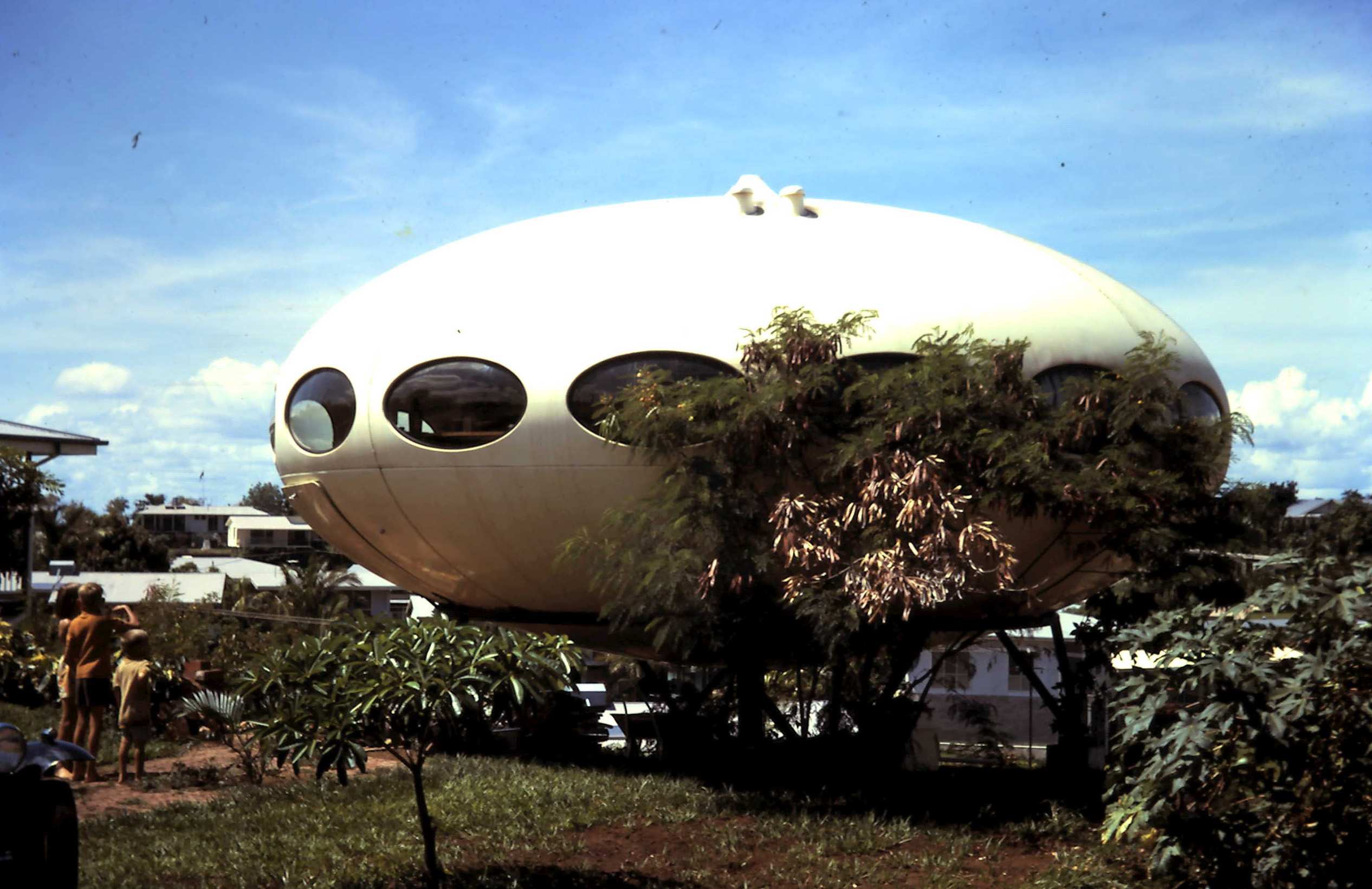 Eccentric homes show a different Darwin, from radioactive silos to ...