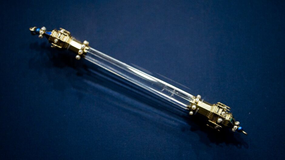 Medieval power - ABC News