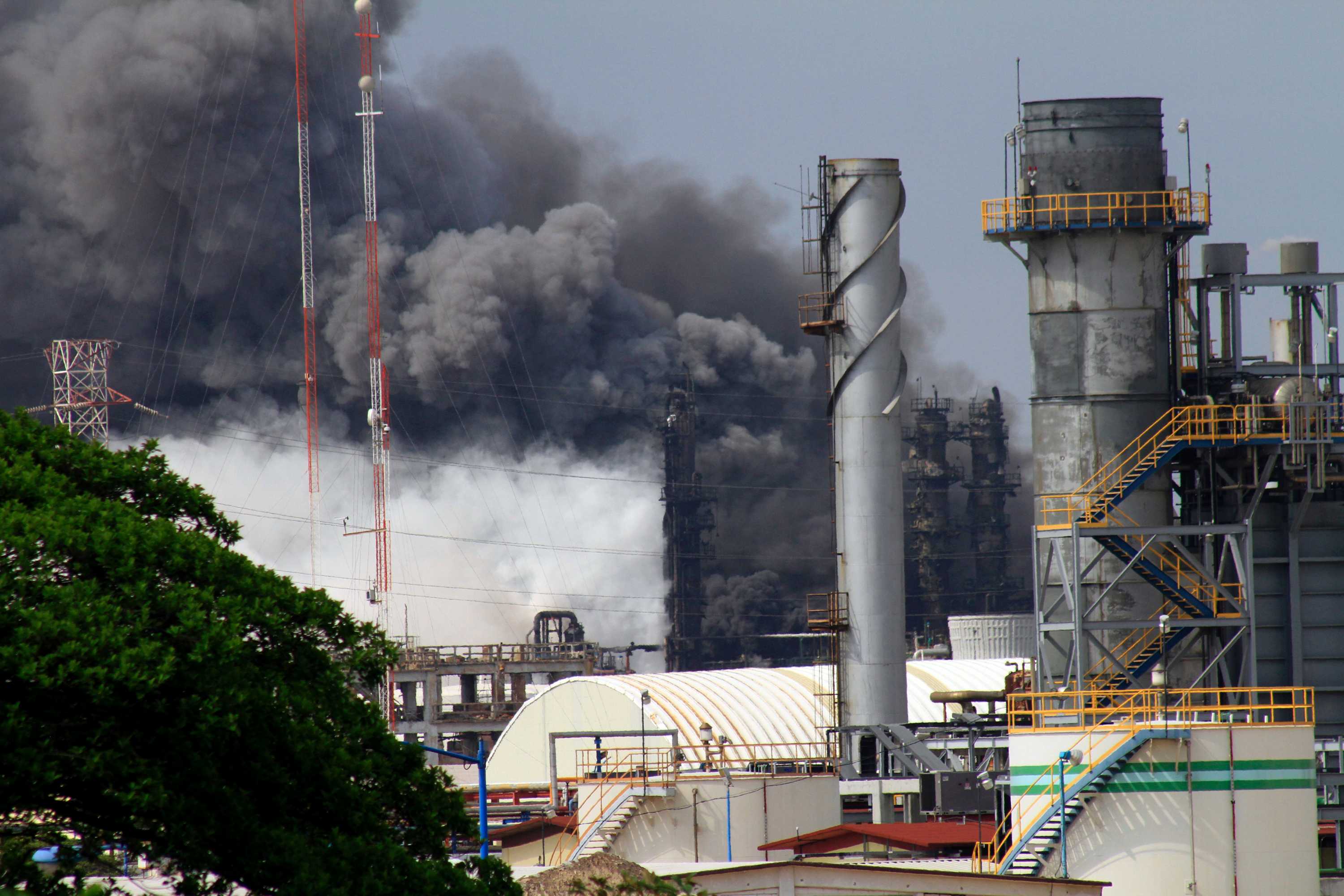Mexico oil plant explosion: Thirteen dead, dozens injured as blast ...