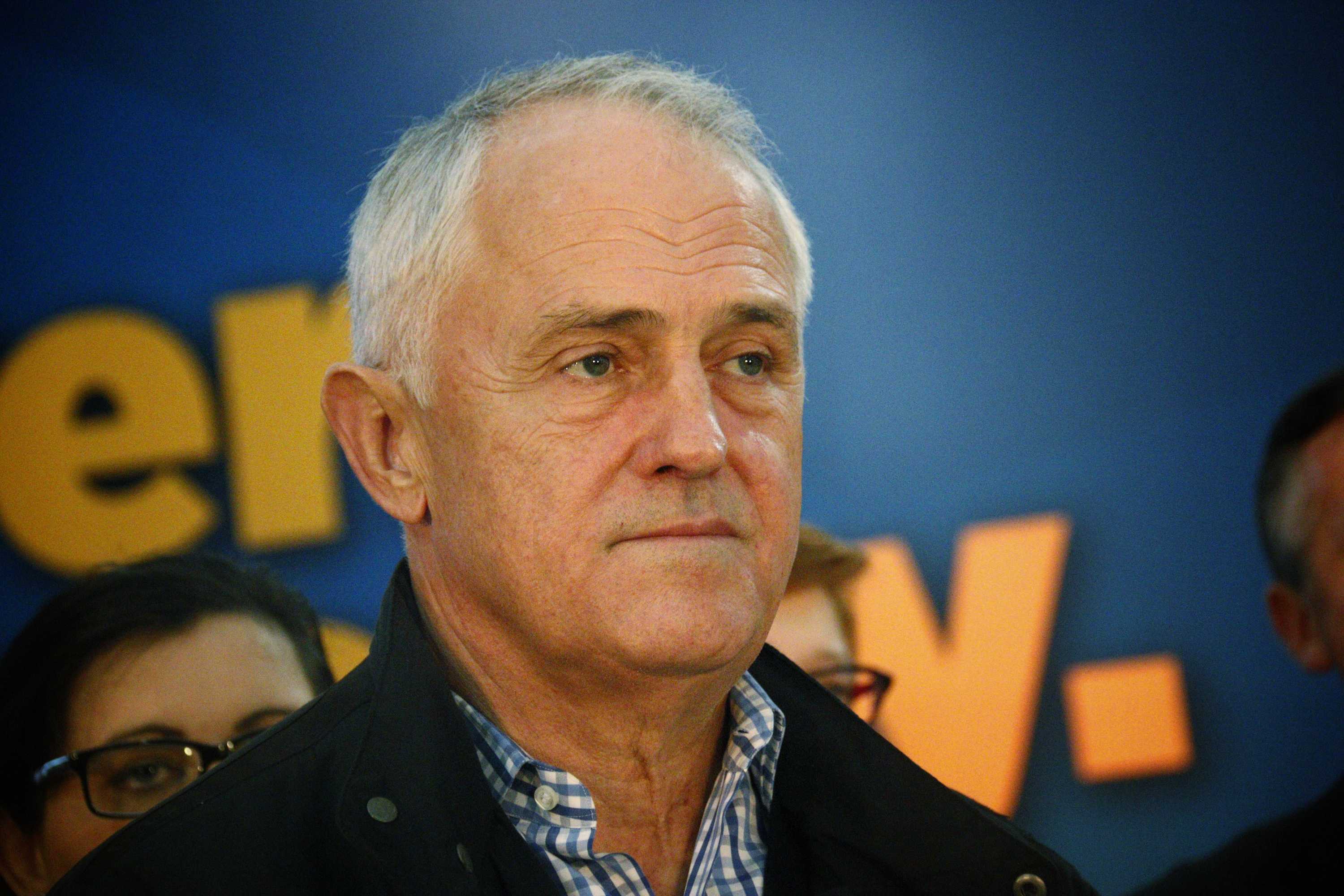 Turnbull restates plans to keep the same frontbench if Coalition wins ...