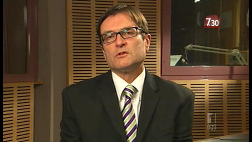Greg Combet joins 7.30 - ABC News