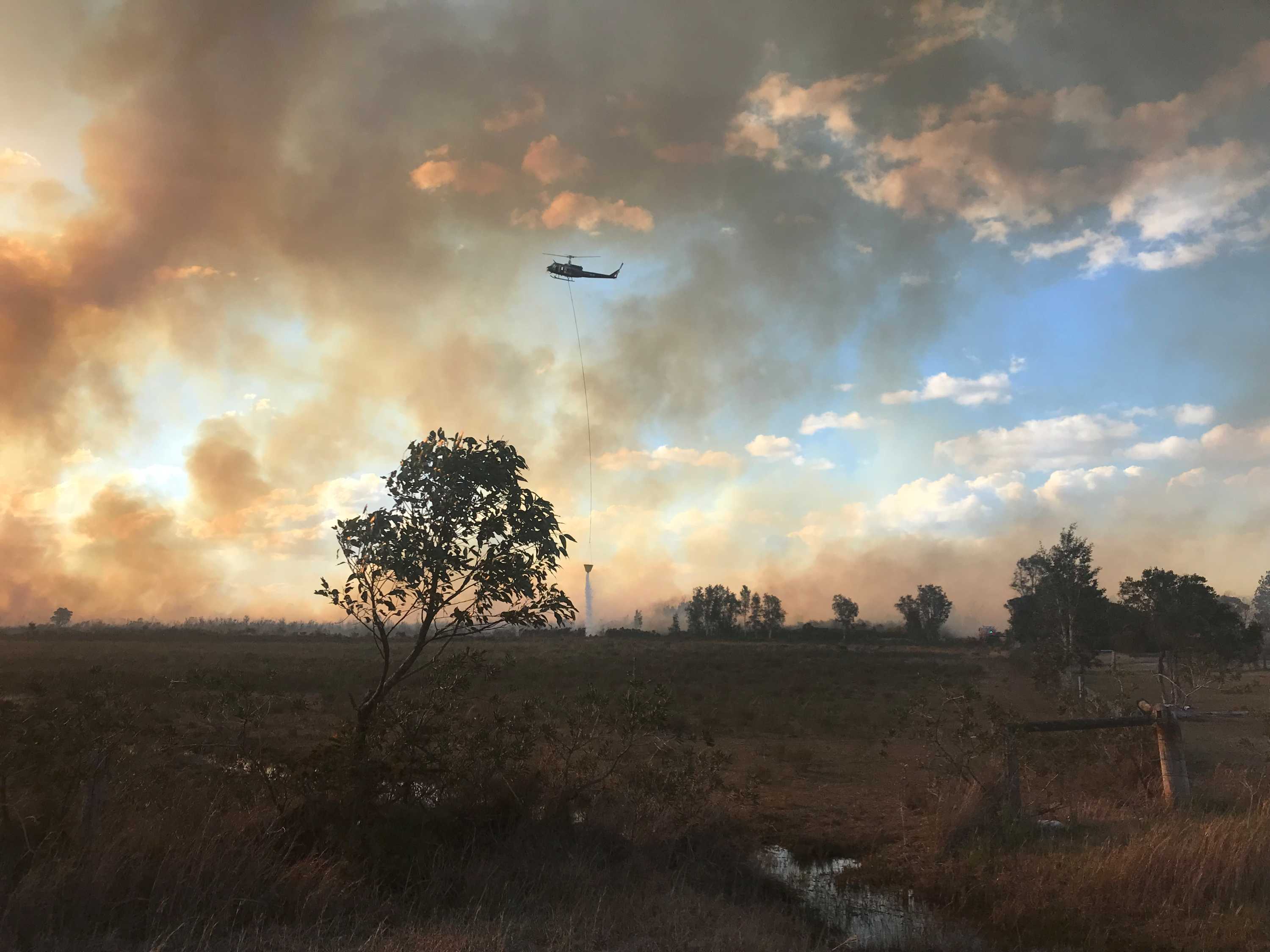 NSW bushfires: Firefighters get upper hand on Salt Ash blaze - ABC News