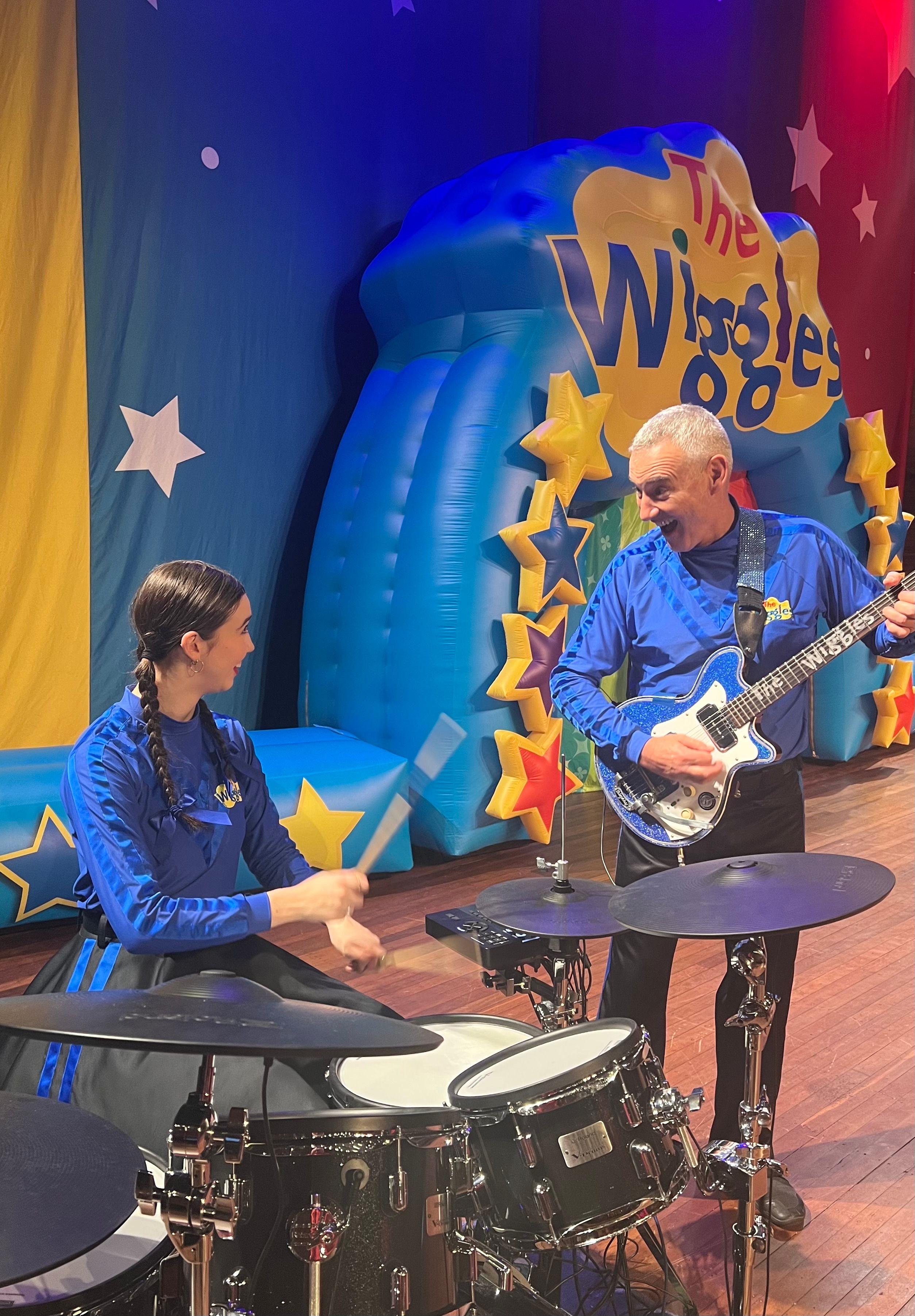 Daughter dons a blue skivvy to join dad in The Wiggles - ABC listen