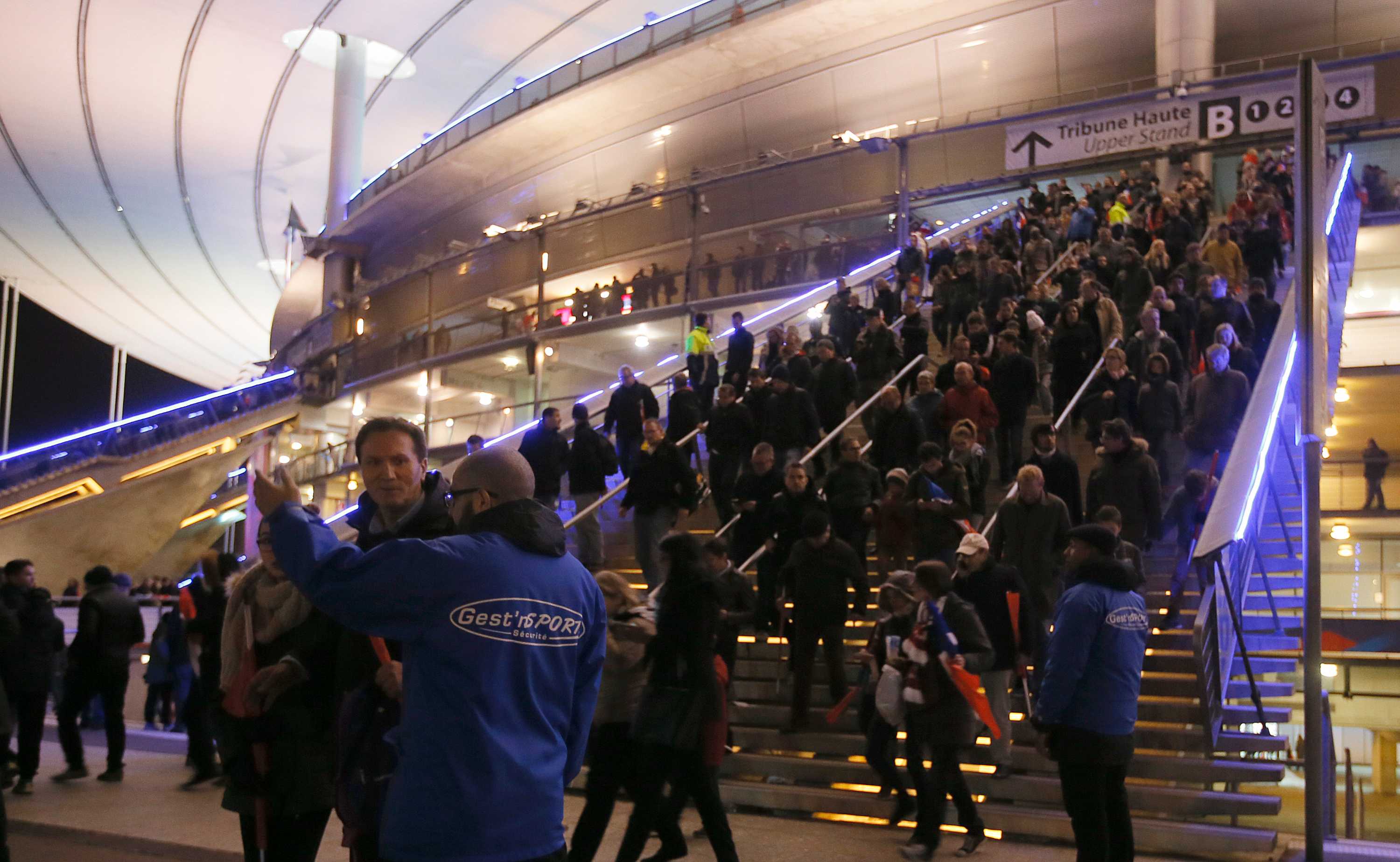 Paris attacks: Scenes of devastation in the French capital - ABC News