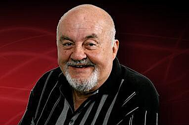 'Larger than life' Adelaide radio legend Bob Francis remembered after ...