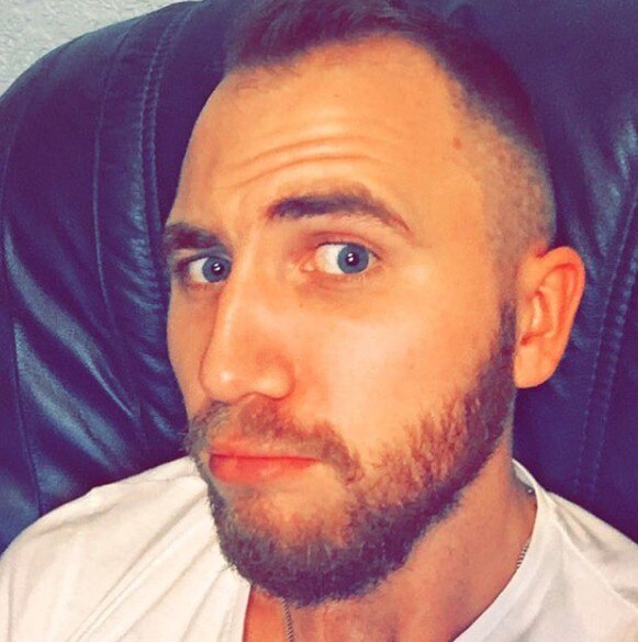 Missing fishermen's boat found during search off Moreton Bay - ABC News