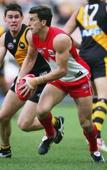 Trio to skipper Swans - ABC News