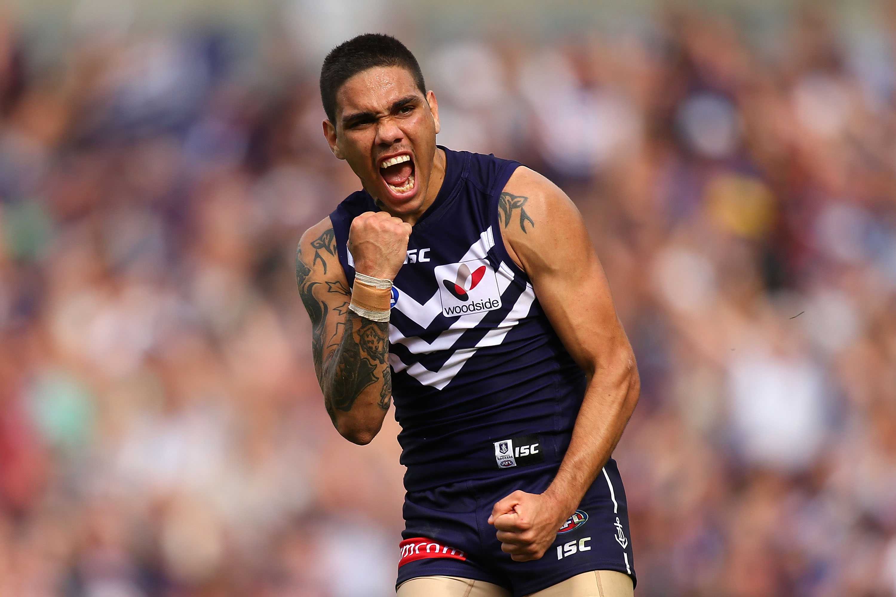 Michael Walters adds two more years to AFL contract with Fremantle ...