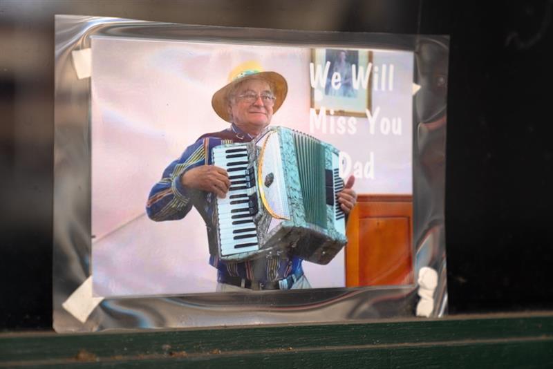 Tamworth farewells its most dedicated busker Rod Richardson 'the piano ...