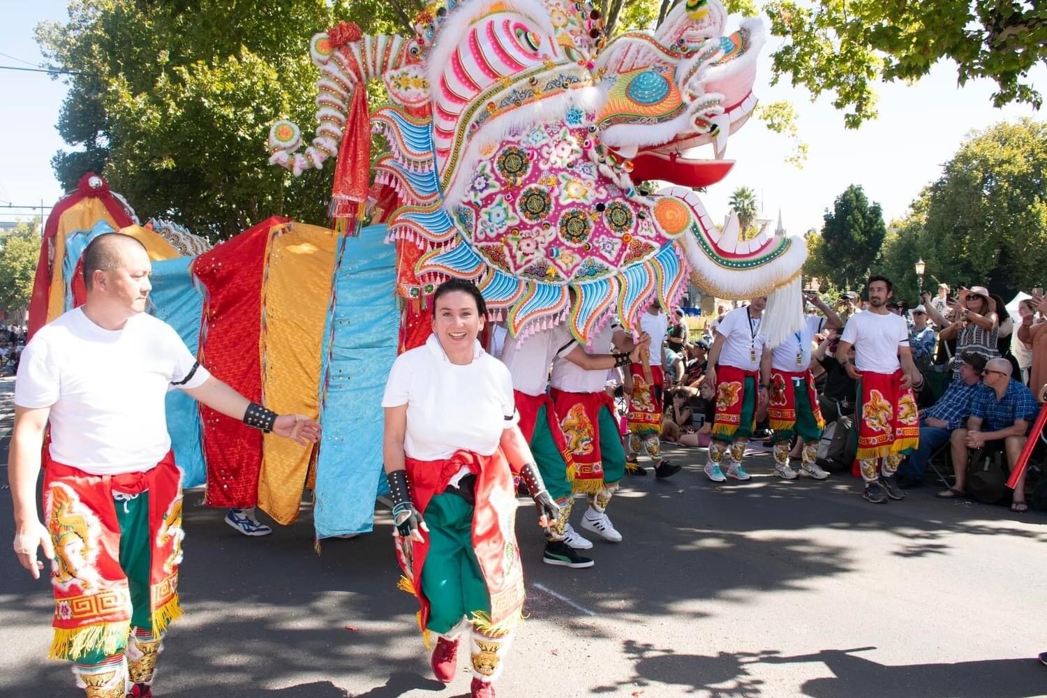 How to build a dragon - ABC News