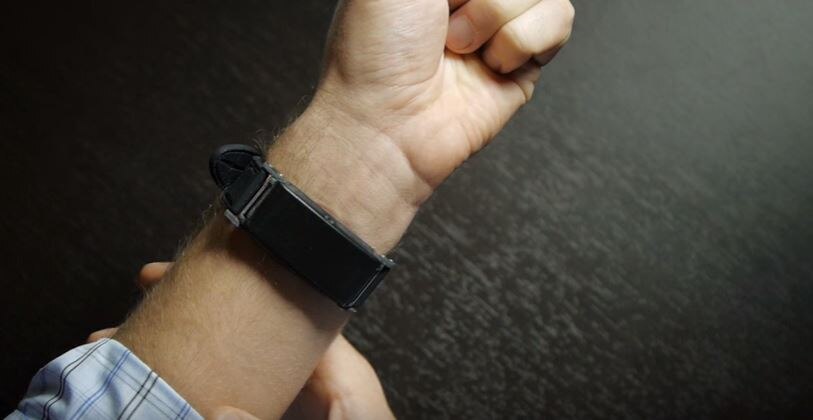 Wearable blood-alcohol content monitoring device BACtrack Skyn wins top ...