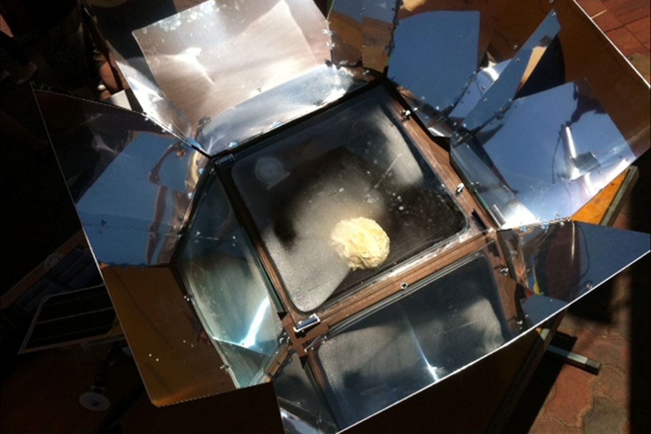 Kids bake solar damper for science - ABC News