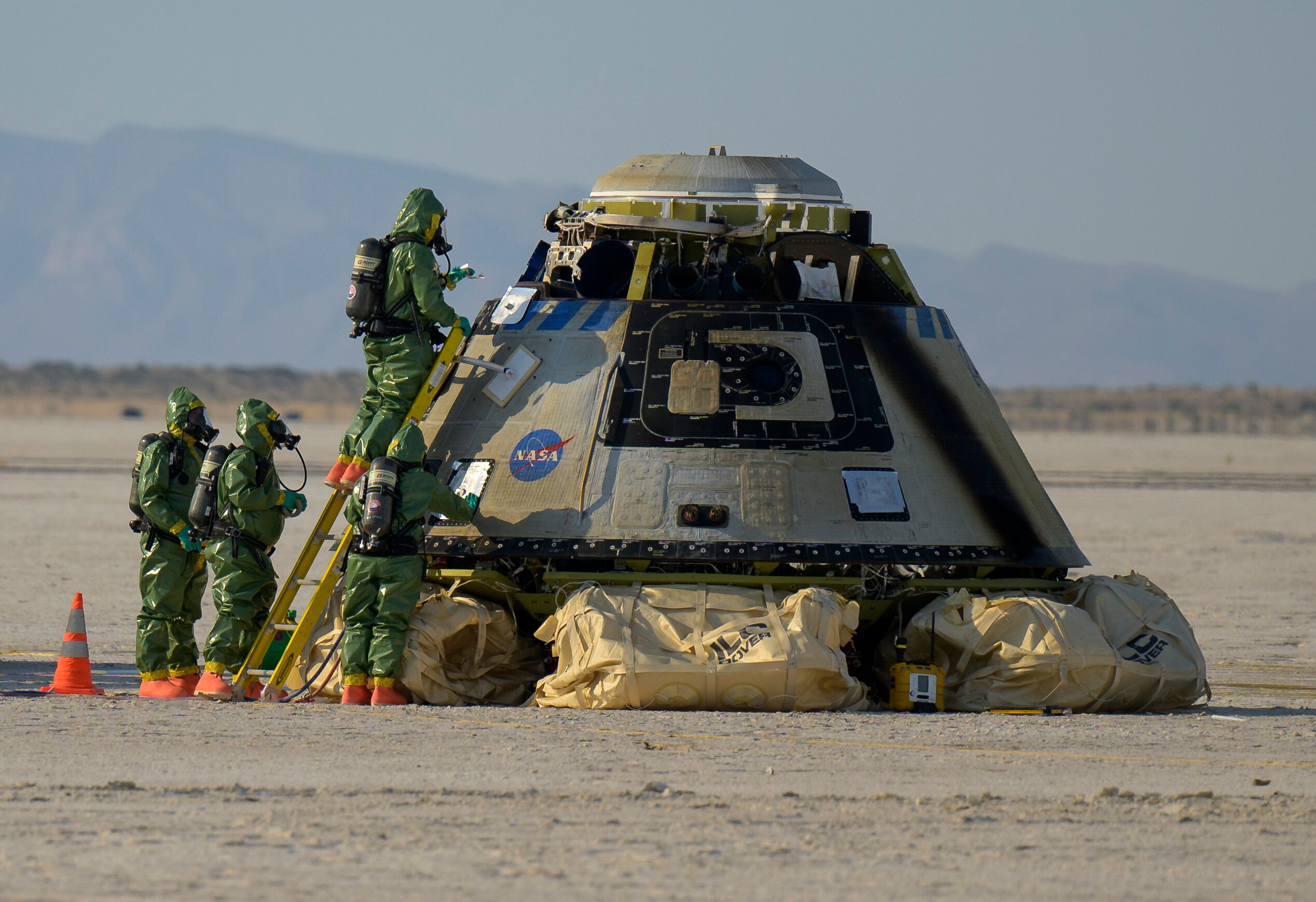 Boeing Starliner completes 'extremely successful' trial landing after ...