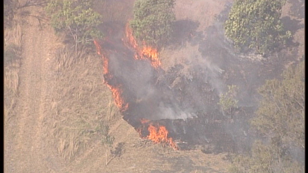 Aerial footage shows a fast-moving bushfire burning at Riverview ...