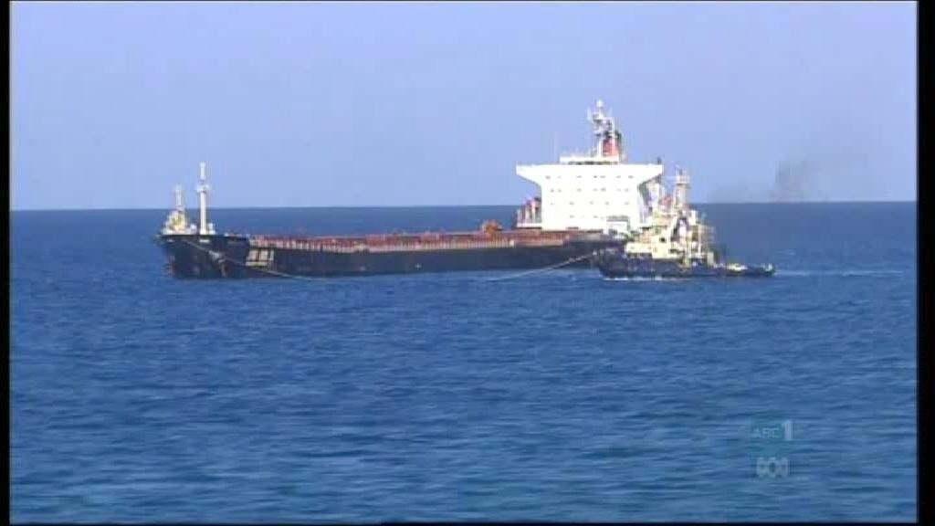 Report commends Shen Neng 1 salvage effort - ABC News