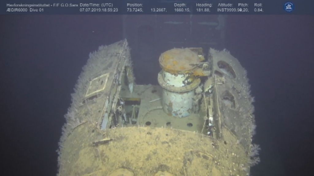 Radiation still seeping out of Soviet-era nuclear submarine 30 years ...