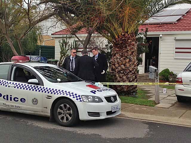 Murder hearing told of scuffle but no punches before father's death ...