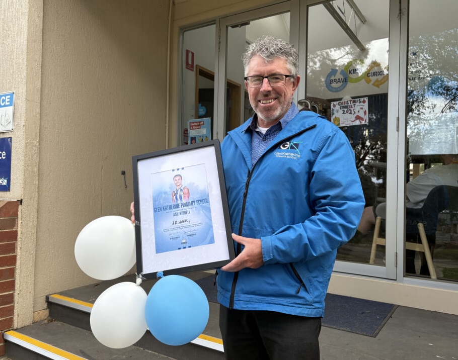 Kangaroos player Ash Riddell has entire school behind her ahead of ...