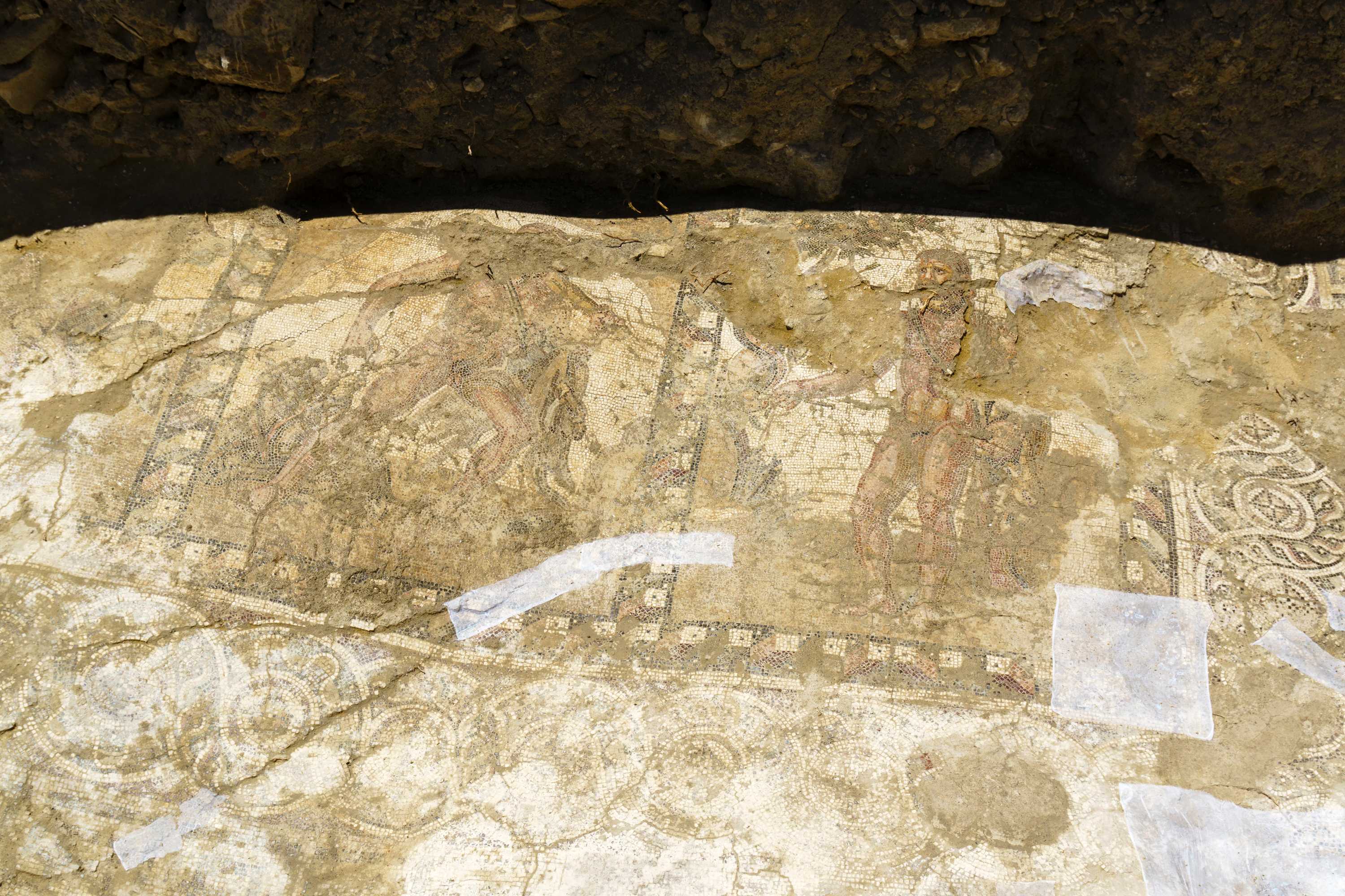 Mortar inside Jerusalem's Holy Sepulchre backs up story of how emperor ...