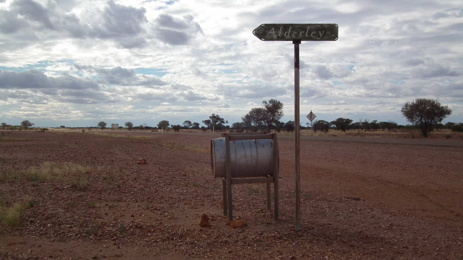 Cattle station life brings everyone together at Alderley Station in ...