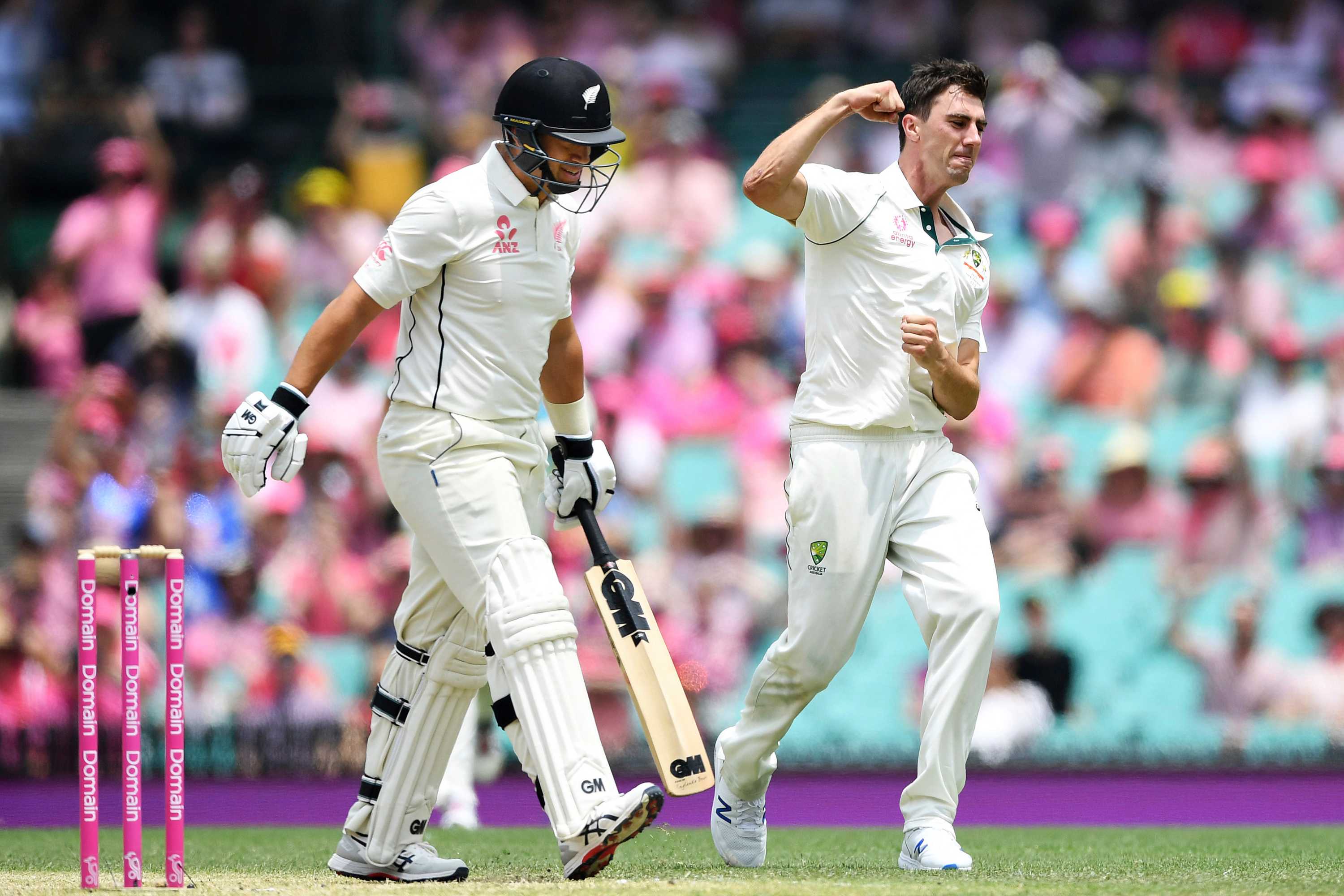 Australia continues its dominance over New Zealand on day three of the ...