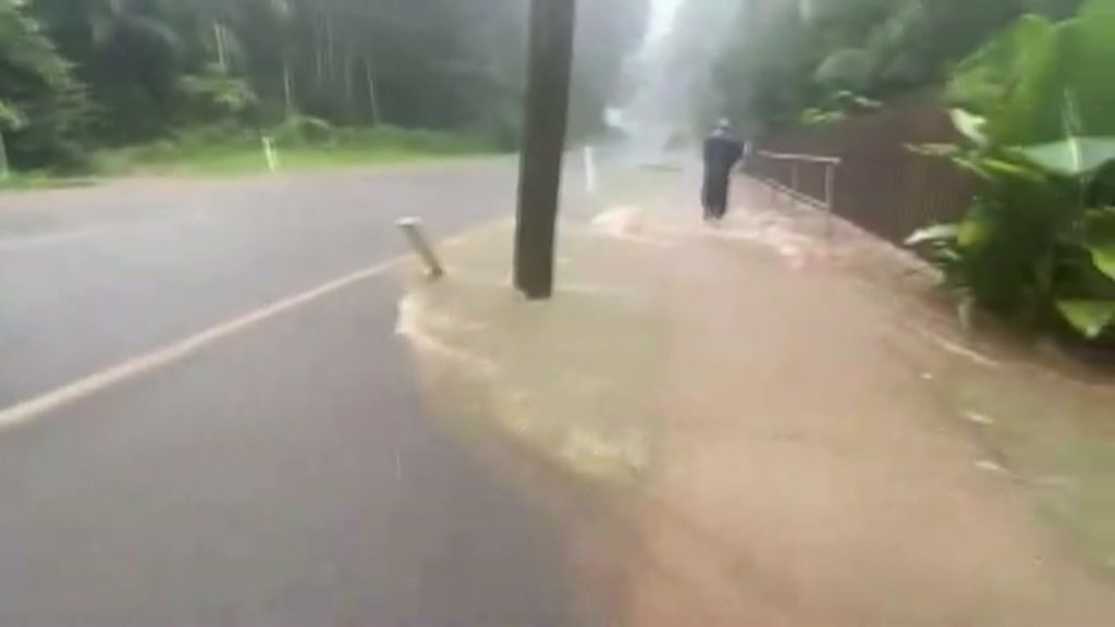 Flooding in Tamborine - ABC News