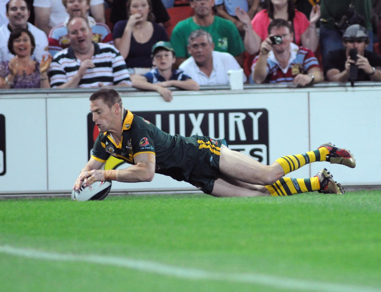 Tate cleared to play Cowboys trial - ABC News