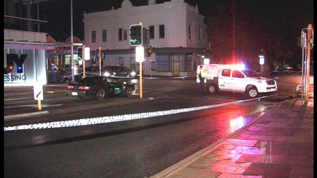Man stabbed with screwdriver in brawl - ABC News
