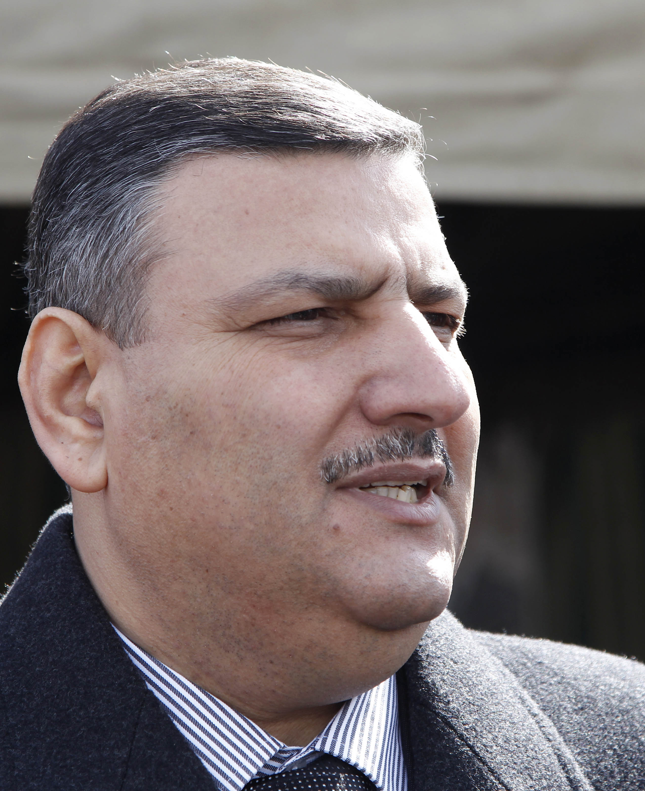 Syrian PM defects to join 'revolution' - ABC News